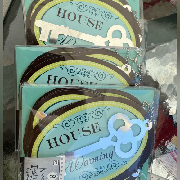 Amscan | Party Supplies | 4 House Warming Invitations W A Key Picture ...